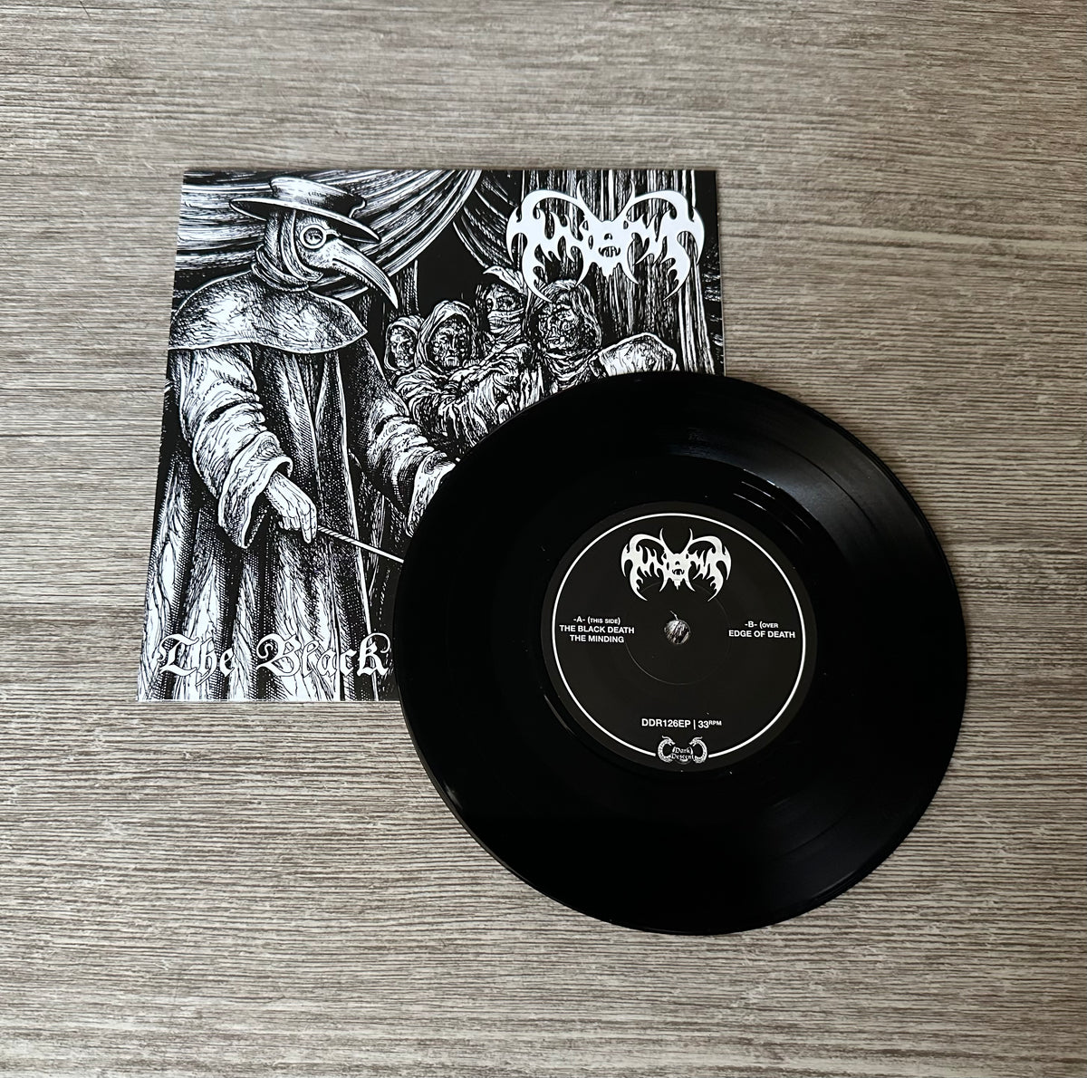 Funerus - The Black Death 7” (Dark Descent) – Carbonized Records